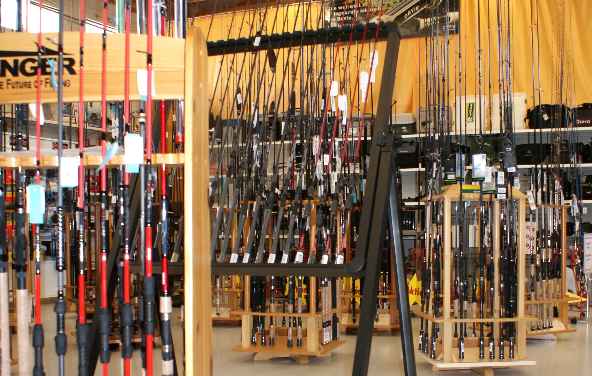 FUNFISH Fischereiartikel. Impressionen