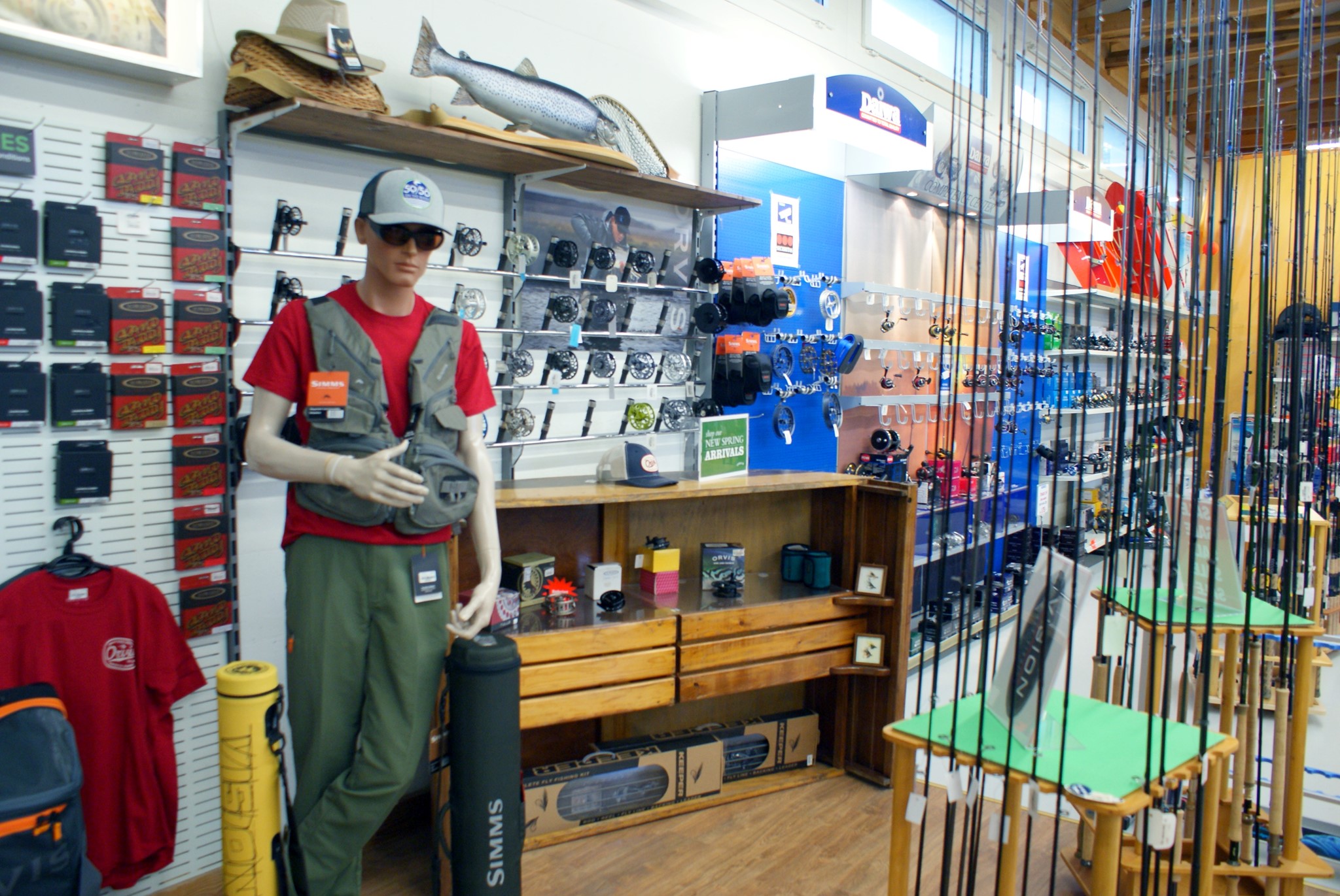 FUNFISH Fischereiartikel. Impressionen